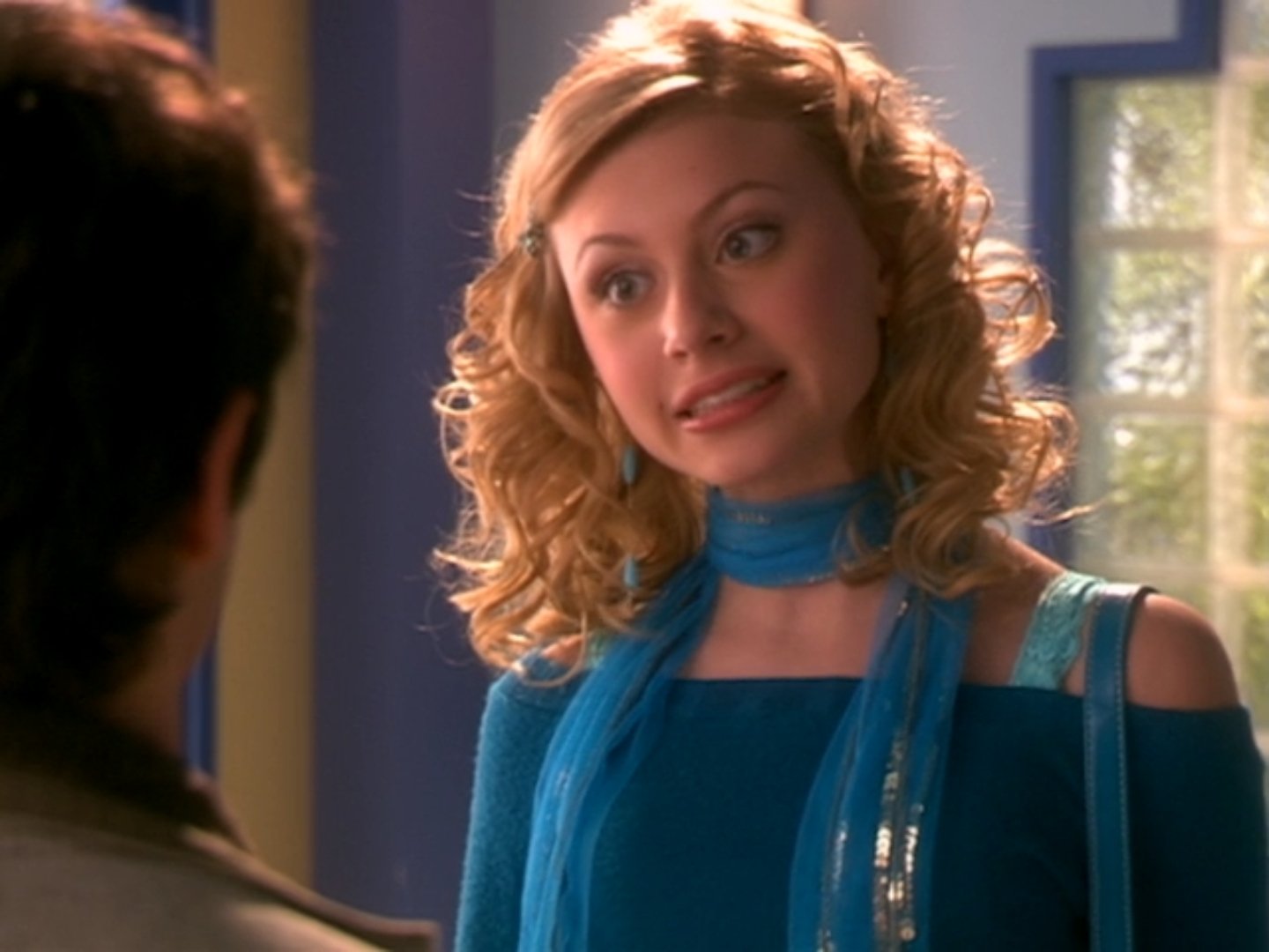 2x08 - Phil Without a Future - 0083 - Aly & AJ Fan Gallery